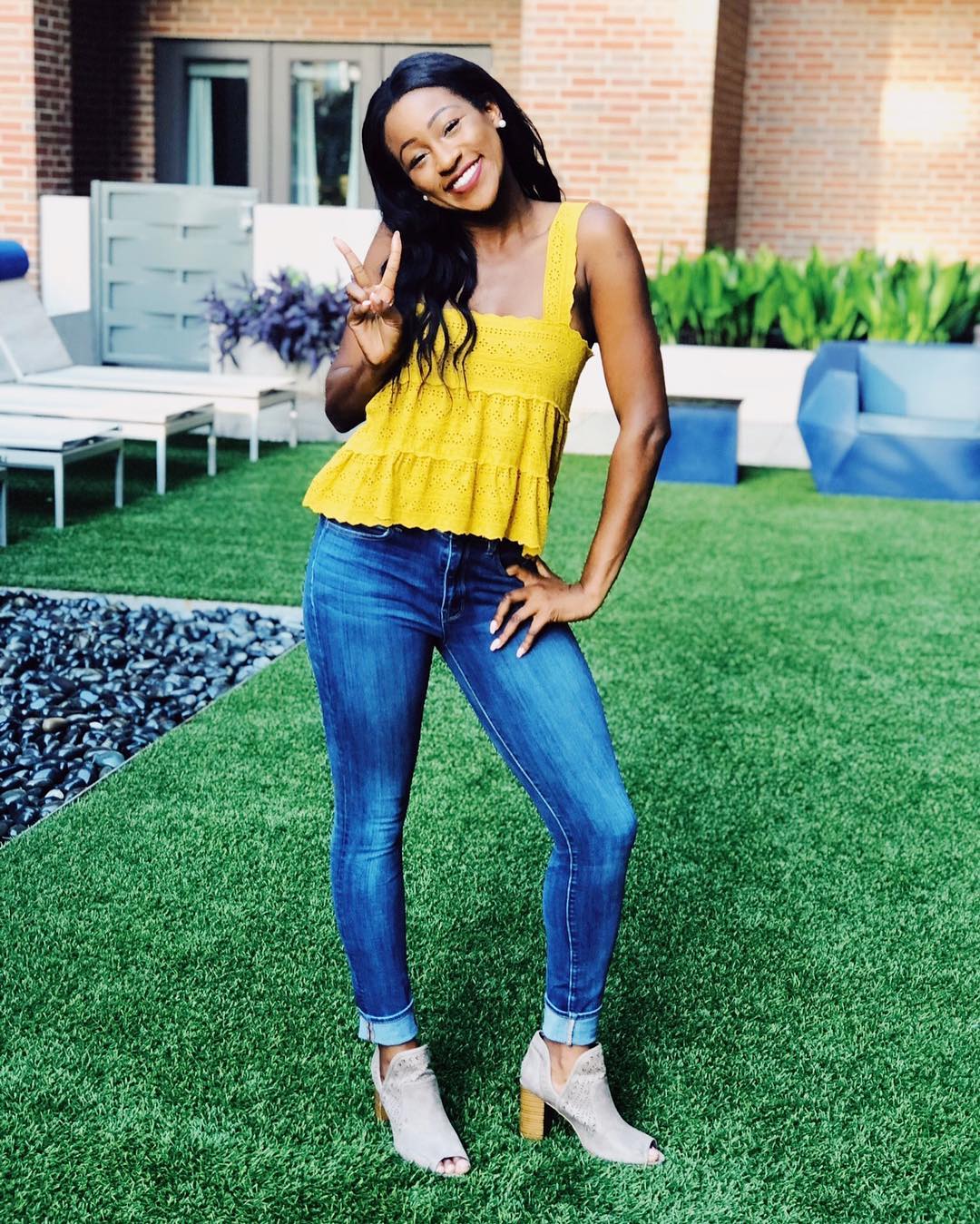 Onyeka Ehie -- 5 things to know about Colton Underwood's 'The Bachelor ...