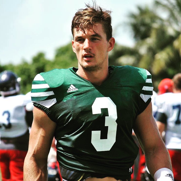 Tyler Cameron Photos