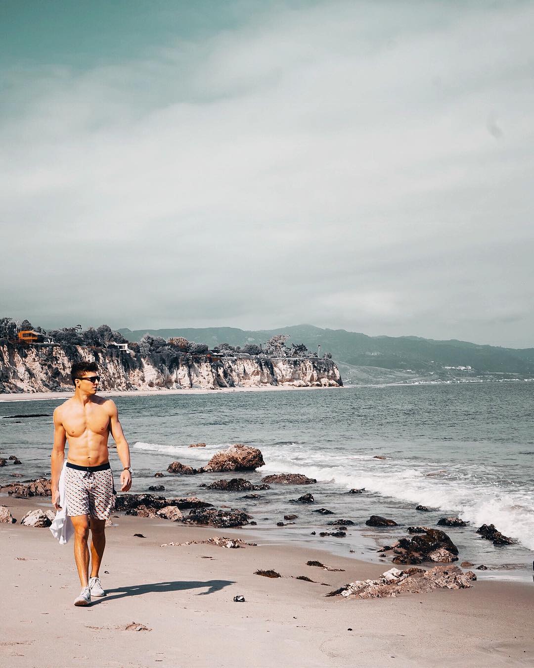 Connor Saeli: 7 things to know about 'The Bachelorette' star Hannah ...