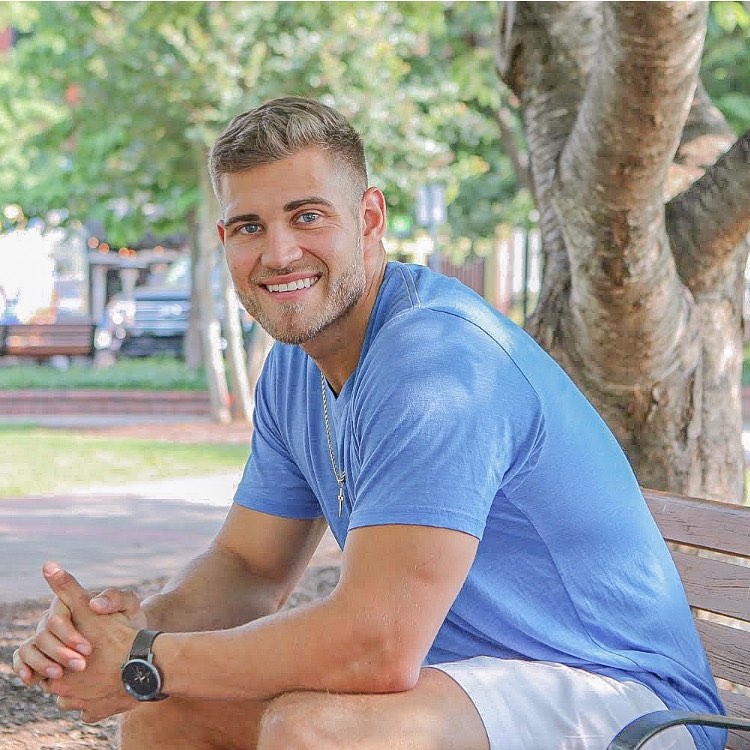 Luke Parker: Who is Luke Parker? 11 things to know about the Hannah ...